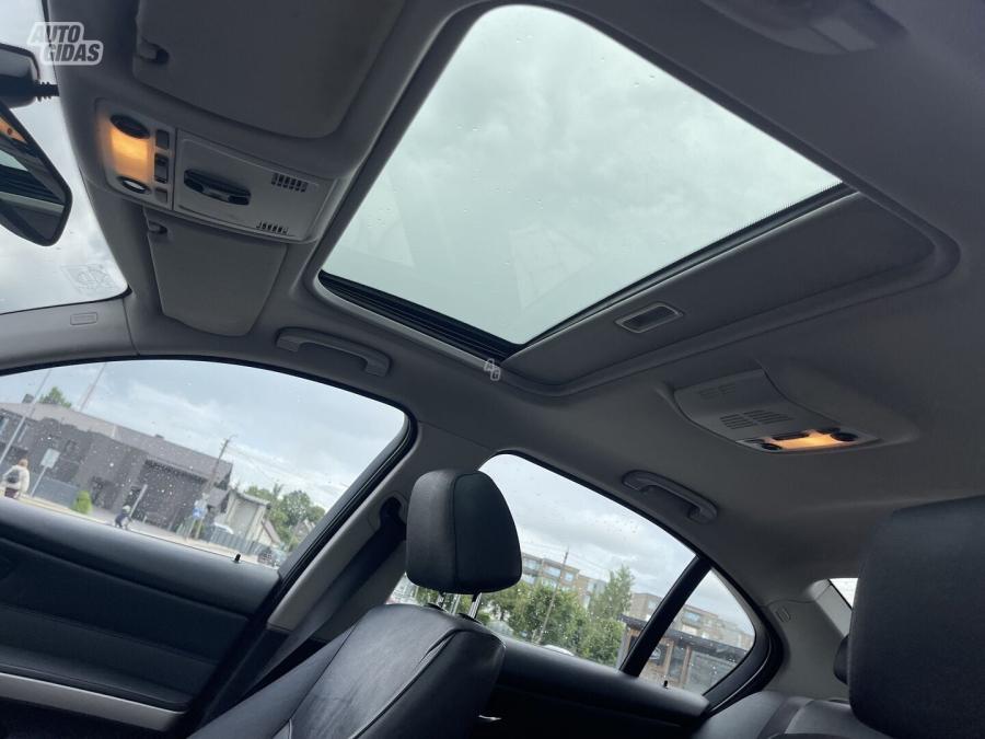 Melns BMW 320 2008 Viļņa, ar dzinēja tilpumu 2.00 L un nobraukumu 180 tūkst. km par 3000 €, foto 24 vietnē AUTOMOTO.COM.LV