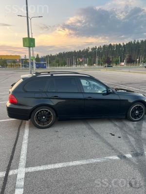 Black BMW 320 2008 in Riga, with an engine capacity of 2.00 L and mileage of 420 thousand km for 3300 €, photo 6 on AUTOMOTO.COM.LV