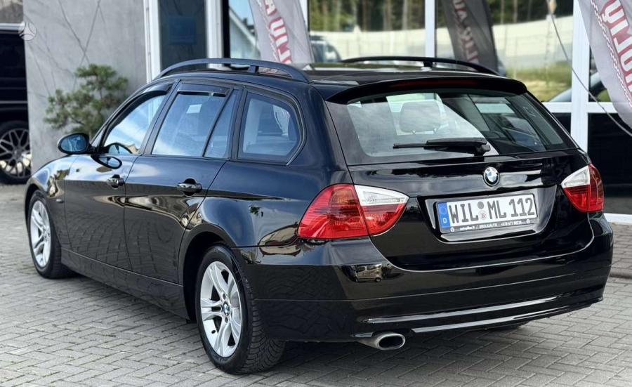 Black BMW 320 2008 in Radviliskis, with an engine capacity of 2.00 L and mileage of 352 thousand km for 3650 €, photo 13 on AUTOMOTO.COM.LV