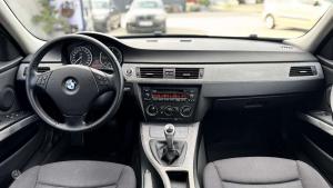 Black BMW 320 2008 in Radviliskis, with an engine capacity of 2.00 L and mileage of 352 thousand km for 3650 €, photo 16 on AUTOMOTO.COM.LV