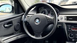 Black BMW 320 2008 in Radviliskis, with an engine capacity of 2.00 L and mileage of 352 thousand km for 3650 €, photo 19 on AUTOMOTO.COM.LV