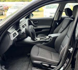 Black BMW 320 2008 in Radviliskis, with an engine capacity of 2.00 L and mileage of 352 thousand km for 3650 €, photo 24 on AUTOMOTO.COM.LV
