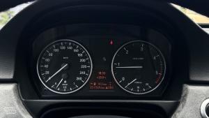 Black BMW 320 2008 in Radviliskis, with an engine capacity of 2.00 L and mileage of 352 thousand km for 3650 €, photo 22 on AUTOMOTO.COM.LV