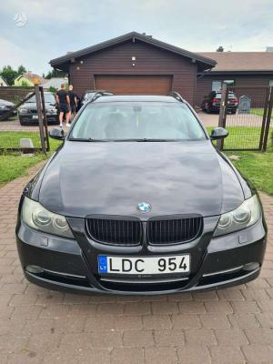 Black BMW 320 2008 in Kaisiadorys, with an engine capacity of 2.00 L and mileage of 320 thousand km for 2850 €, photo 4 on AUTOMOTO.COM.LV