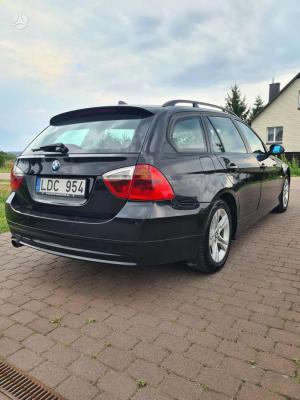 Black BMW 320 2008 in Kaisiadorys, with an engine capacity of 2.00 L and mileage of 320 thousand km for 2850 €, photo 7 on AUTOMOTO.COM.LV