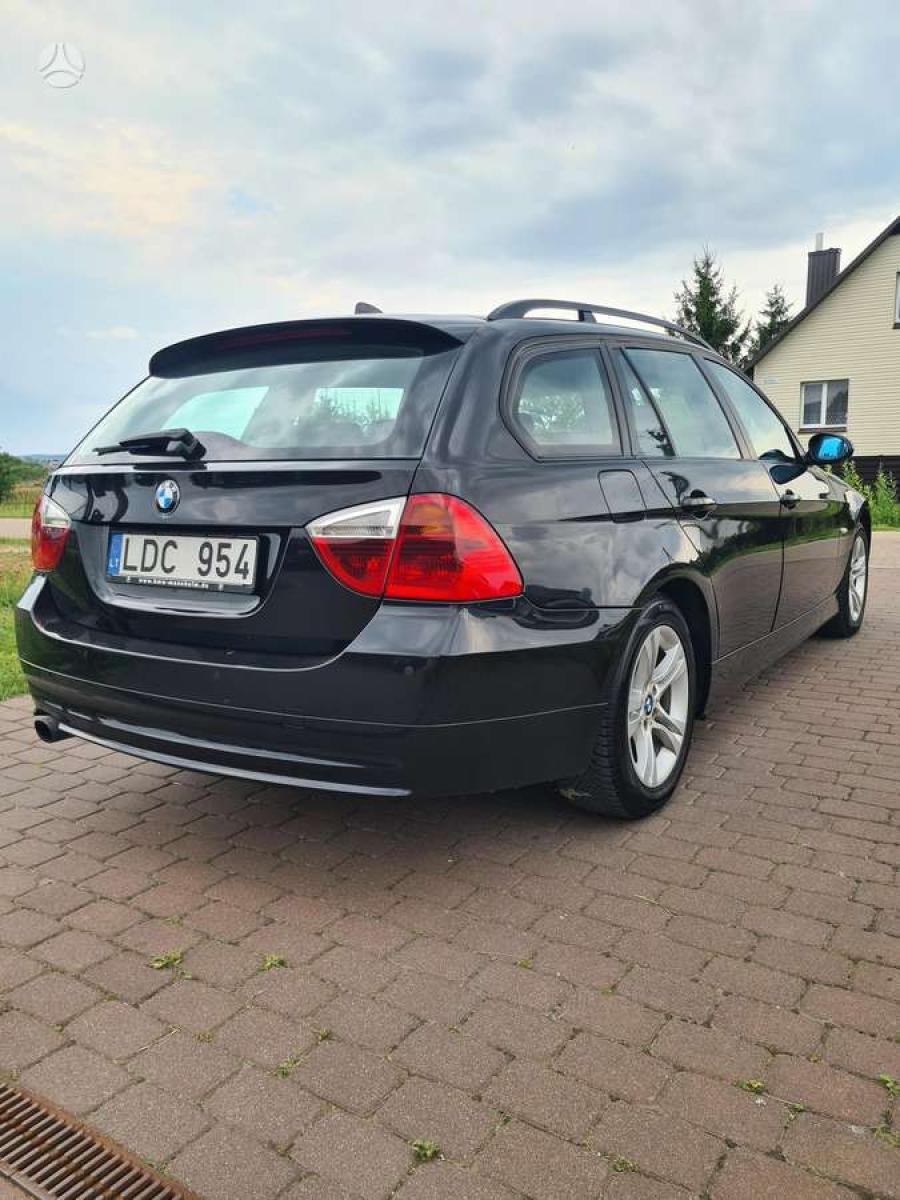 Black BMW 320 2008 in Kaisiadorys, with an engine capacity of 2.00 L and mileage of 320 thousand km for 2850 €, photo 7 on AUTOMOTO.COM.LV
