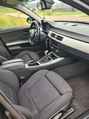 Black BMW 320 2008 in Kaisiadorys, with an engine capacity of 2.00 L and mileage of 320 thousand km for 2850 €, photo 17 on AUTOMOTO.COM.LV