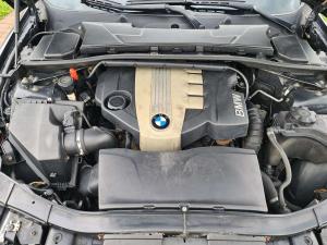 Black BMW 320 2008 in Kaisiadorys, with an engine capacity of 2.00 L and mileage of 320 thousand km for 2850 €, photo 21 on AUTOMOTO.COM.LV