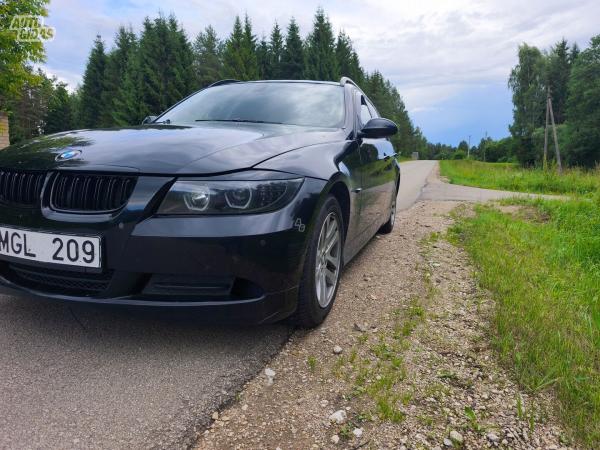 Melns BMW 320 2008 Zarasai, ar dzinēja tilpumu 2.00 L un nobraukumu 339 tūkst. km par 2700 €, foto 3 vietnē AUTOMOTO.COM.LV
