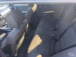Black BMW 320 2008 in Zarasai, with an engine capacity of 2.00 L and mileage of 339 thousand km for 2700 €, photo 12 on AUTOMOTO.COM.LV