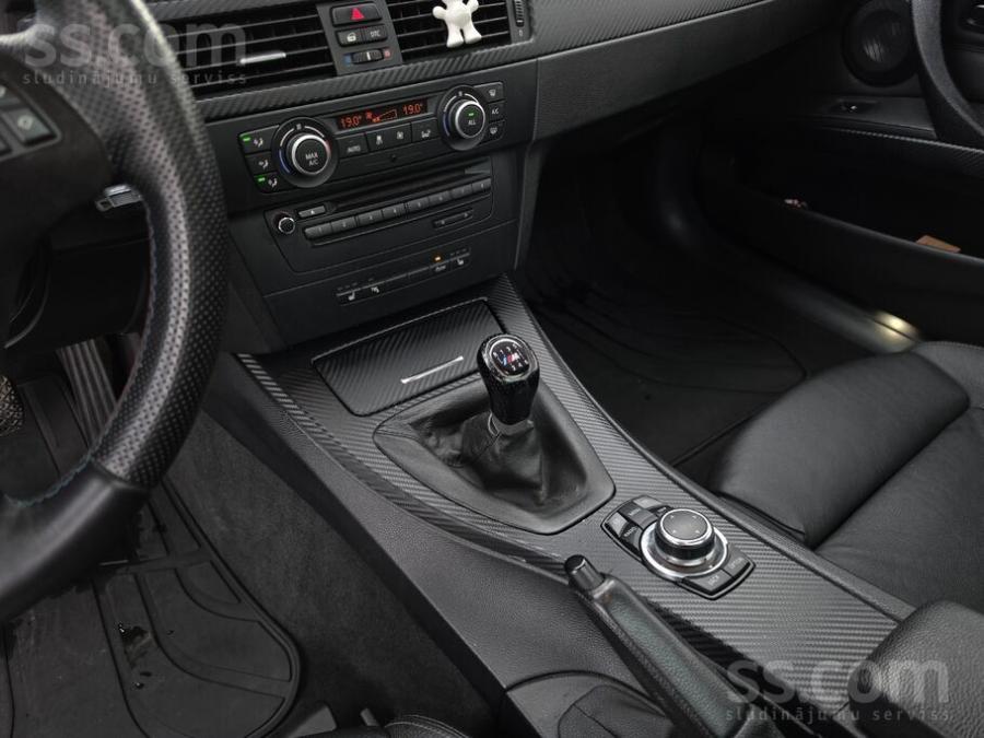 Black BMW 320 2008 in Riga, with an engine capacity of 2.00 L and mileage of 0 thousand km for 5200 €, photo 16 on AUTOMOTO.COM.LV