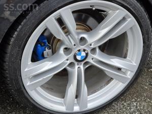 Black BMW 320 2008 in Riga, with an engine capacity of 2.00 L and mileage of 0 thousand km for 5200 €, photo 20 on AUTOMOTO.COM.LV