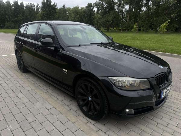 Melns BMW 320 2008 Vilkaviškis, ar dzinēja tilpumu 2.00 L un nobraukumu 240 tūkst. km par 3950 €, foto 3 vietnē AUTOMOTO.COM.LV