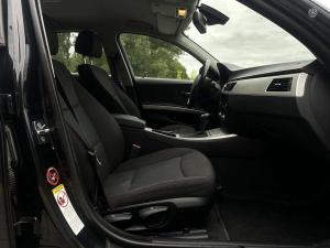 Black BMW 320 2008 in Vilkaviskis, with an engine capacity of 2.00 L and mileage of 240 thousand km for 3950 €, photo 16 on AUTOMOTO.COM.LV