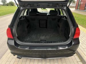 Black BMW 320 2008 in Vilkaviskis, with an engine capacity of 2.00 L and mileage of 240 thousand km for 3950 €, photo 26 on AUTOMOTO.COM.LV
