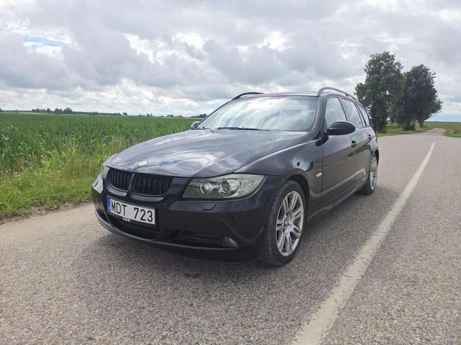 Черный БМВ 320 2008 в Алитус, объемом двигателя 2.00 л и пробегом 398 тыс. км за 2869 €, фото 1 на AUTOMOTO.COM.LV