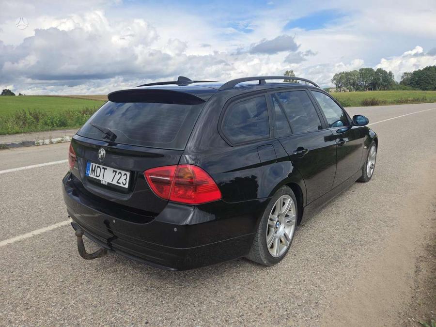 Черный БМВ 320 2008 в Алитус, объемом двигателя 2.00 л и пробегом 398 тыс. км за 2869 €, фото 5 на AUTOMOTO.COM.LV