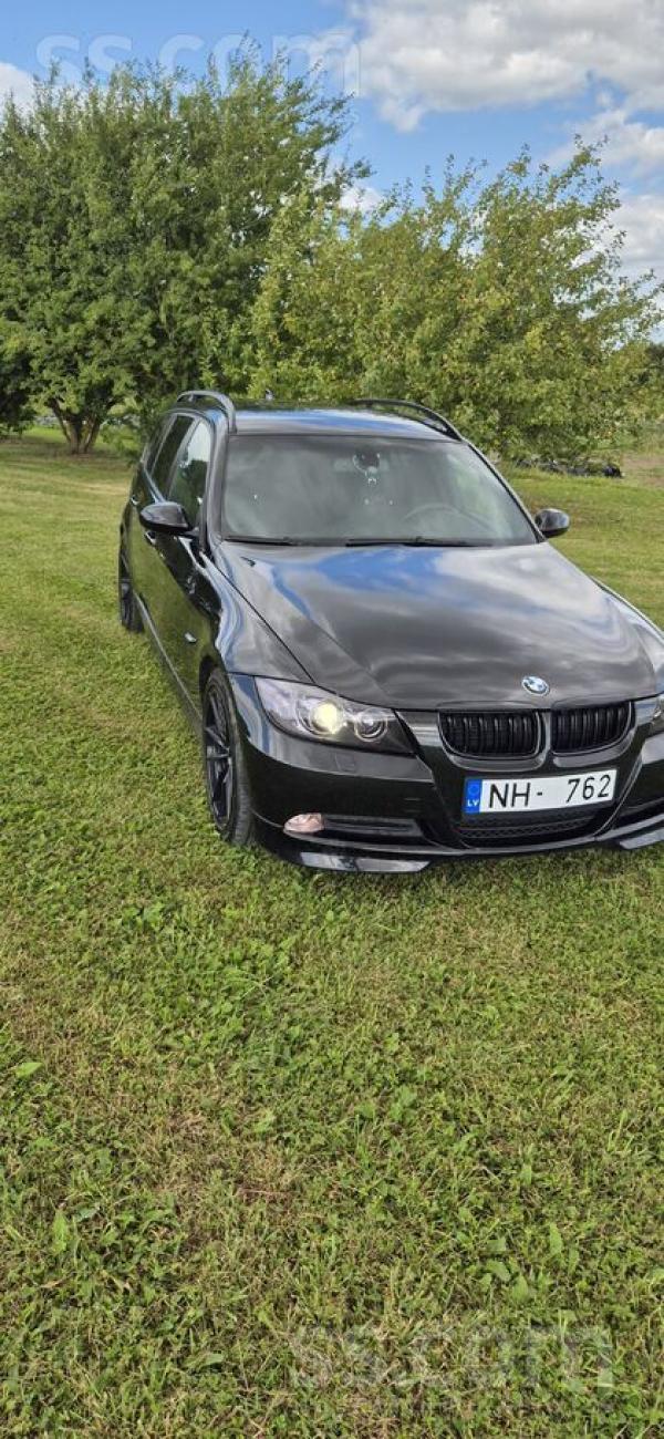 Black BMW 320 2008 in Tukums, with an engine capacity of 2.00 L and mileage of 288 thousand km for 4500 €, photo 1 on AUTOMOTO.COM.LV