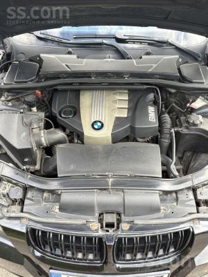 Black BMW 320 2008 in Riga, with an engine capacity of 2.00 L and mileage of 333 thousand km for 5500 €, photo 8 on AUTOMOTO.COM.LV