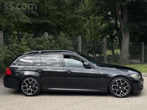 Melns BMW 320 2008 Rīga, ar dzinēja tilpumu 2.00 L un nobraukumu 305 tūkst. km par 5850 €, foto 4 vietnē AUTOMOTO.COM.LV