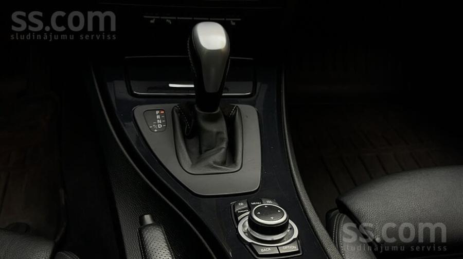 Melns BMW 320 2008 Rīga, ar dzinēja tilpumu 2.00 L un nobraukumu 305 tūkst. km par 5850 €, foto 11 vietnē AUTOMOTO.COM.LV