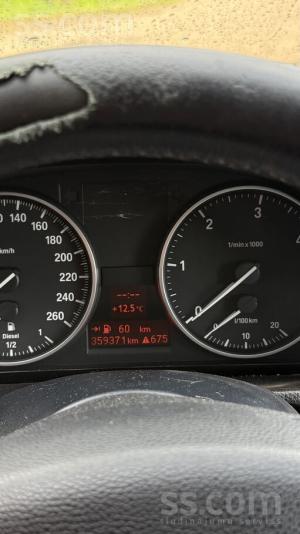 Черный БМВ 320 2008 в Алуксне, объемом двигателя 2.00 л и пробегом 360 тыс. км за 4100 €, фото 9 на AUTOMOTO.COM.LV