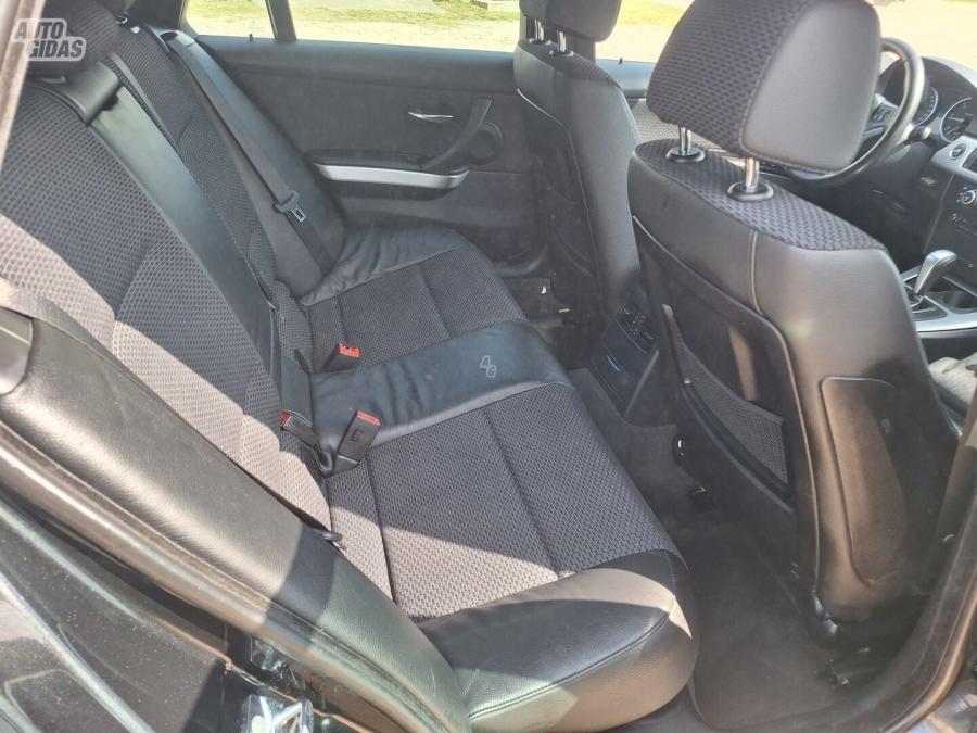 Black BMW 320 2008 in Marijampole, with an engine capacity of 2.00 L and mileage of 272 thousand km for 4850 €, photo 11 on AUTOMOTO.COM.LV