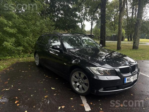 Melns BMW 320 2008 Rīga, ar dzinēja tilpumu 2.00 L un nobraukumu 321 tūkst. km par 3800 €, foto 3 vietnē AUTOMOTO.COM.LV