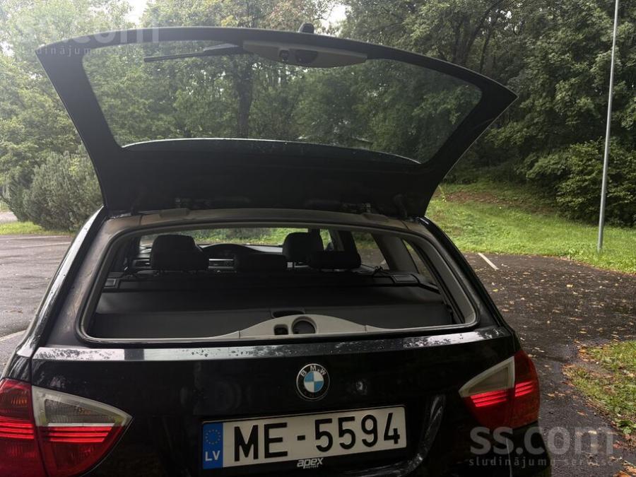 Melns BMW 320 2008 Rīga, ar dzinēja tilpumu 2.00 L un nobraukumu 321 tūkst. km par 3800 €, foto 7 vietnē AUTOMOTO.COM.LV