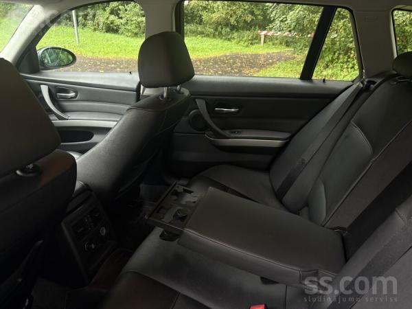 Melns BMW 320 2008 Rīga, ar dzinēja tilpumu 2.00 L un nobraukumu 321 tūkst. km par 3800 €, foto 10 vietnē AUTOMOTO.COM.LV