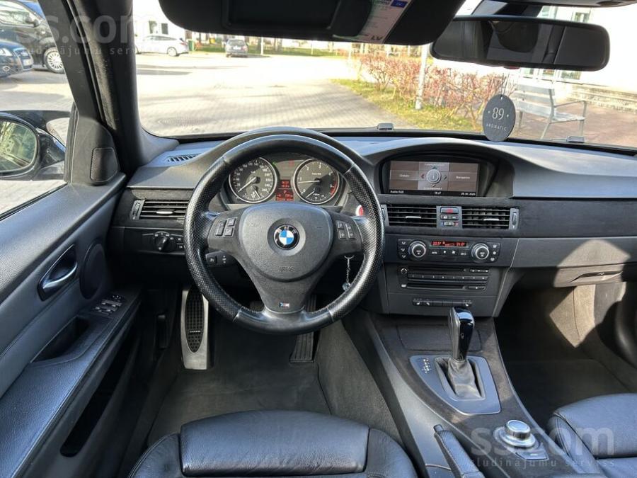 Melns BMW 320 2008 Jelgava, ar dzinēja tilpumu 2.00 L un nobraukumu 320 tūkst. km par 6000 €, foto 8 vietnē AUTOMOTO.COM.LV