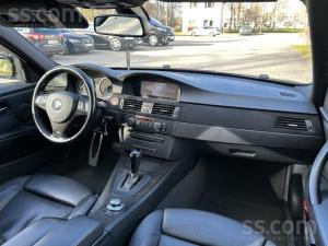 Melns BMW 320 2008 Jelgava, ar dzinēja tilpumu 2.00 L un nobraukumu 320 tūkst. km par 6000 €, foto 13 vietnē AUTOMOTO.COM.LV
