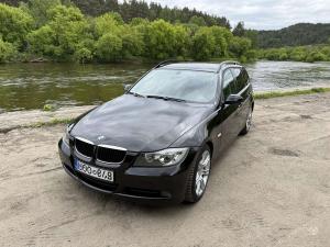 Black BMW 320 2008 in Vilnius, with an engine capacity of 2.00 L and mileage of 364 thousand km for 3500 €, photo 4 on AUTOMOTO.COM.LV
