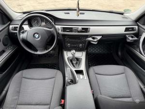 Black BMW 320 2008 in Vilnius, with an engine capacity of 2.00 L and mileage of 364 thousand km for 3500 €, photo 10 on AUTOMOTO.COM.LV