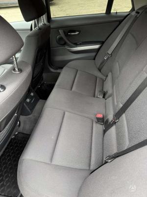 Black BMW 320 2008 in Vilnius, with an engine capacity of 2.00 L and mileage of 364 thousand km for 3500 €, photo 12 on AUTOMOTO.COM.LV