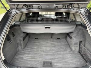 Black BMW 320 2008 in Vilnius, with an engine capacity of 2.00 L and mileage of 364 thousand km for 3500 €, photo 13 on AUTOMOTO.COM.LV