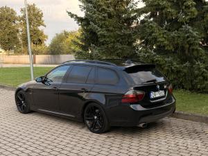 Black BMW 320 2008 in Dobele, with an engine capacity of 2.00 L and mileage of 343 thousand km for 4785 €, photo 5 on AUTOMOTO.COM.LV