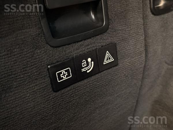 Melns BMW 320 2008 Dobele, ar dzinēja tilpumu 2.00 L un nobraukumu 343 tūkst. km par 4785 €, foto 8 vietnē AUTOMOTO.COM.LV