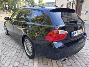 Melns BMW 320 2008 Bauska, ar dzinēja tilpumu 2.00 L un nobraukumu 369 tūkst. km par 3200 €, foto 11 vietnē AUTOMOTO.COM.LV