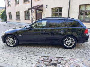 Melns BMW 320 2008 Bauska, ar dzinēja tilpumu 2.00 L un nobraukumu 369 tūkst. km par 3200 €, foto 12 vietnē AUTOMOTO.COM.LV