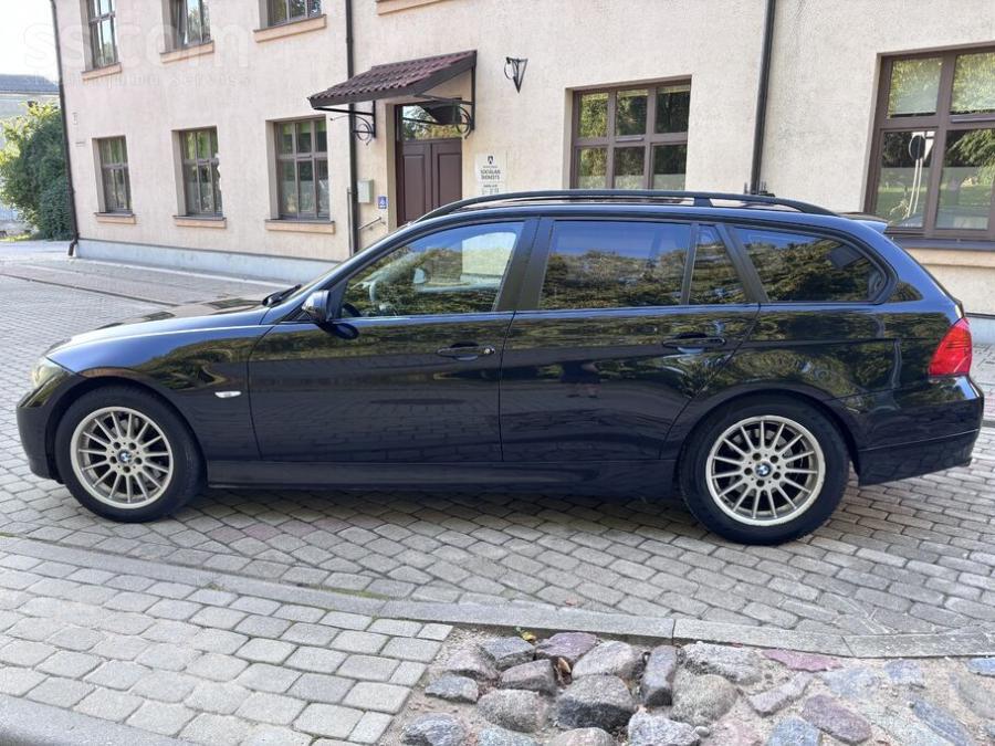 Melns BMW 320 2008 Bauska, ar dzinēja tilpumu 2.00 L un nobraukumu 369 tūkst. km par 3200 €, foto 12 vietnē AUTOMOTO.COM.LV