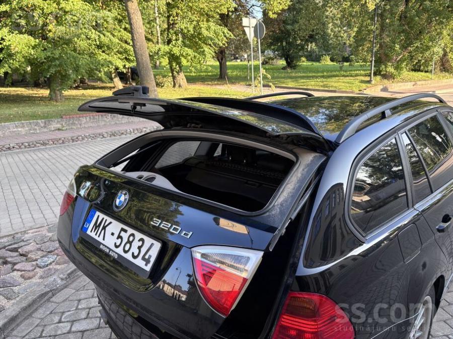 Melns BMW 320 2008 Bauska, ar dzinēja tilpumu 2.00 L un nobraukumu 369 tūkst. km par 3200 €, foto 14 vietnē AUTOMOTO.COM.LV