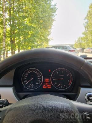 Black BMW 320 2008 in Jekabpils, with an engine capacity of 2.00 L and mileage of 409 thousand km for 3500 €, photo 9 on AUTOMOTO.COM.LV