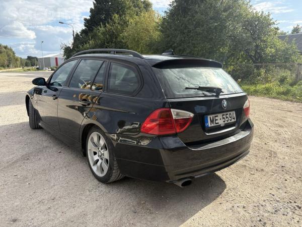 Black BMW 320 2008 in Riga, with an engine capacity of 2.00 L and mileage of 322 thousand km for 3500 €, photo 4 on AUTOMOTO.COM.LV