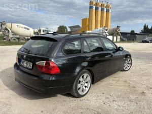 Black BMW 320 2008 in Riga, with an engine capacity of 2.00 L and mileage of 322 thousand km for 3500 €, photo 5 on AUTOMOTO.COM.LV