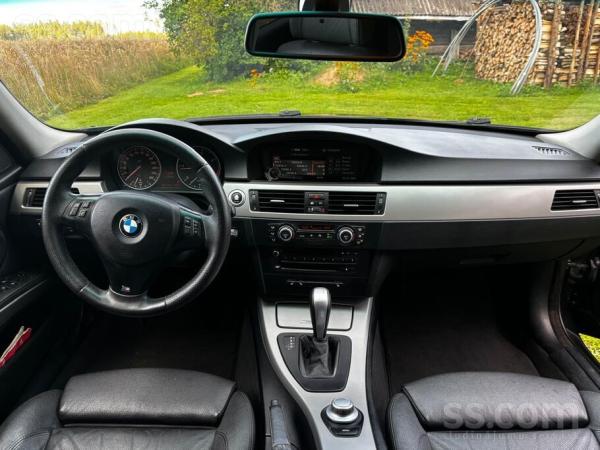 Melns BMW 320 2008 Valmiera, ar dzinēja tilpumu 2.00 L un nobraukumu 290 tūkst. km par 2500 €, foto 5 vietnē AUTOMOTO.COM.LV