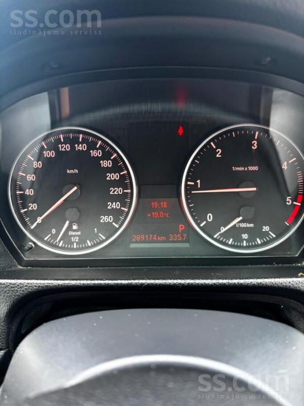 Melns BMW 320 2008 Valmiera, ar dzinēja tilpumu 2.00 L un nobraukumu 290 tūkst. km par 2500 €, foto 6 vietnē AUTOMOTO.COM.LV