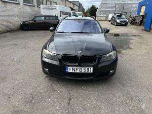 Черный БМВ 320 2008 в Шяуляй, объемом двигателя 2.00 л и пробегом 274 тыс. км за 2900 €, фото  на AUTOMOTO.COM.LV