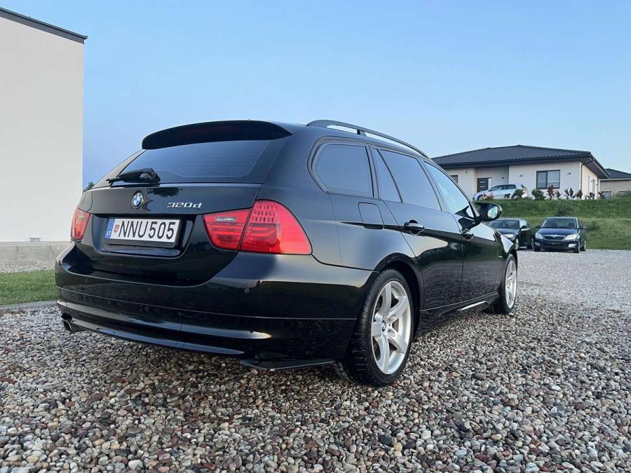 Черный БМВ 320 2008 в Алитус, объемом двигателя 2.00 л и пробегом 305 тыс. км за 3599 €, фото 15 на AUTOMOTO.COM.LV