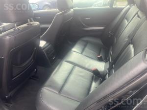 Melns BMW 320 2008 Rīga, ar dzinēja tilpumu 2.00 L un nobraukumu 0 tūkst. km par 3590 €, foto 10 vietnē AUTOMOTO.COM.LV